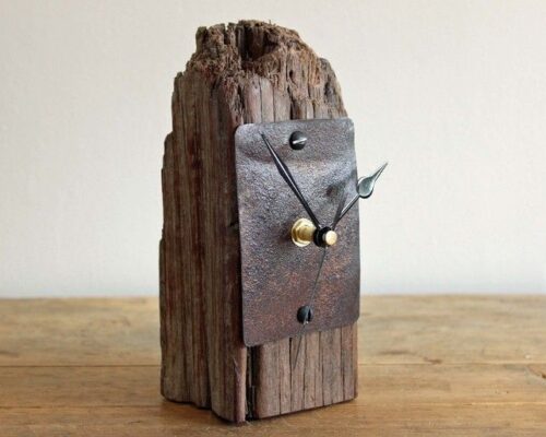 30 Unique and Creative Wooden Clock Design Ideas • Shilpidea.Com