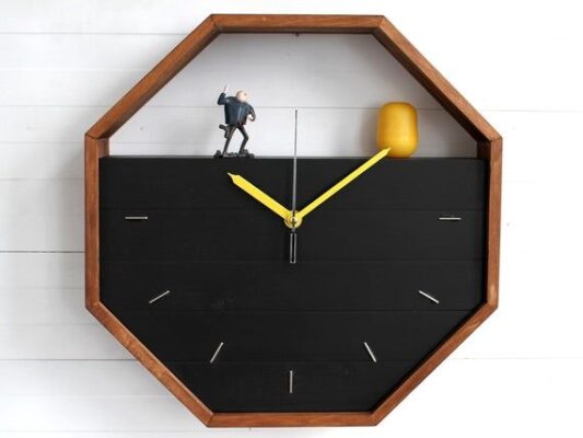 30 Unique and Creative Wooden Clock Design Ideas • Shilpidea.Com